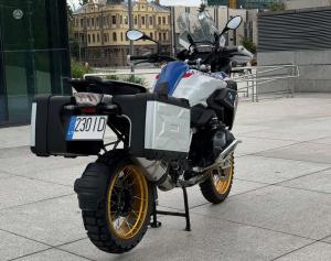 White BMW R 1250GS 2018 in Kaunas, with an engine capacity of 1.25 L and mileage of 27 thousand km for 13200 €, photo 5 on AUTOMOTO.COM.LV