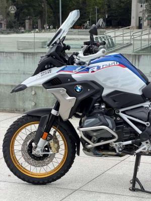 White BMW R 1250GS 2018 in Kaunas, with an engine capacity of 1.25 L and mileage of 27 thousand km for 13200 €, photo 7 on AUTOMOTO.COM.LV