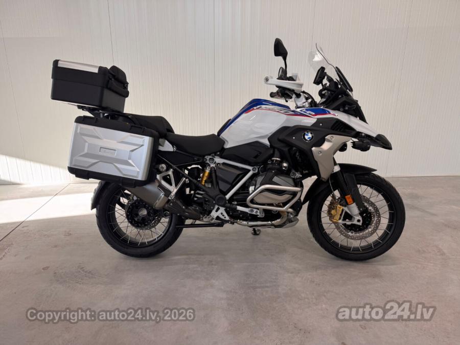 Balts BMW R 1250GS 2020 Tallina, ar dzinēja tilpumu 1.25 L un nobraukumu 3 tūkst. km par 20500 €, foto 1 vietnē AUTOMOTO.COM.LV