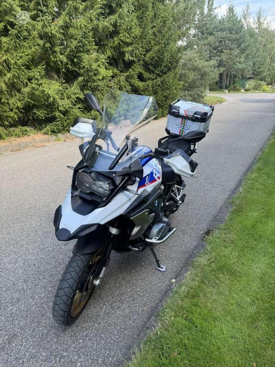 White BMW R 1250GS 2020 in Vilnius, with an engine capacity of 1.25 L and mileage of 26 thousand km for 13000 €, photo 6 on AUTOMOTO.COM.LV