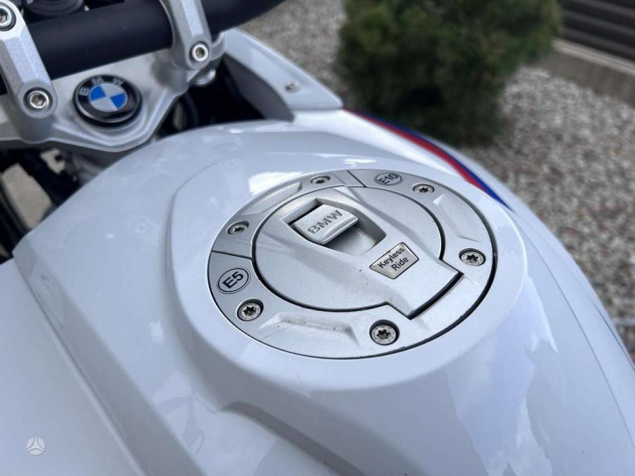 White BMW R 1250GS 2021 in Siauliai, with an engine capacity of 1.25 L and mileage of 28 thousand km for 14900 €, photo 24 on AUTOMOTO.COM.LV