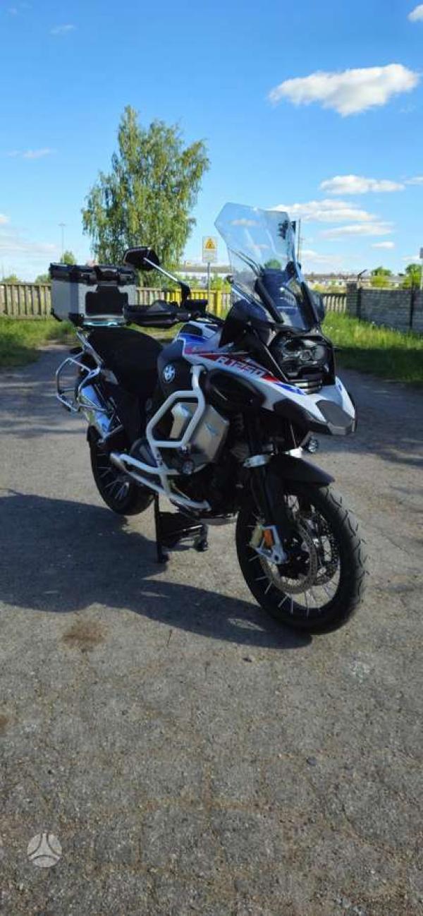 Balts BMW R 1250GS 2022 Šauļi, ar dzinēja tilpumu 1.25 L un nobraukumu 22 tūkst. km par 17800 €, foto 5 vietnē AUTOMOTO.COM.LV