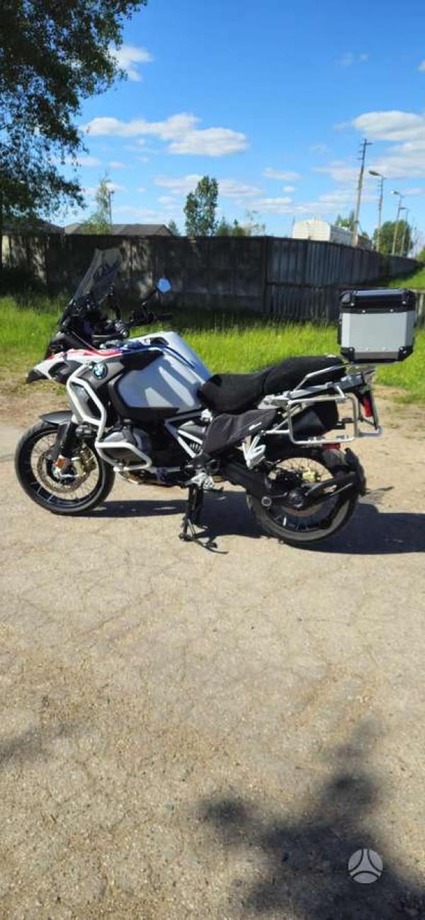 Balts BMW R 1250GS 2022 Šauļi, ar dzinēja tilpumu 1.25 L un nobraukumu 22 tūkst. km par 17800 €, foto 10 vietnē AUTOMOTO.COM.LV