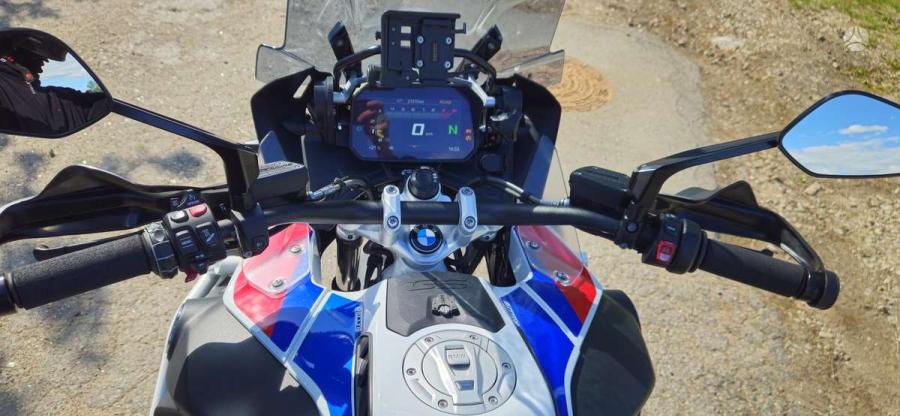 White BMW R 1250GS 2022 in Siauliai, with an engine capacity of 1.25 L and mileage of 22 thousand km for 17800 €, photo 13 on AUTOMOTO.COM.LV