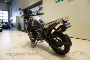 Balts BMW R 1250GS 2023 Tallina, ar dzinēja tilpumu 1.25 L un nobraukumu 28 tūkst. km par 19900 €, foto 2 vietnē AUTOMOTO.COM.LV