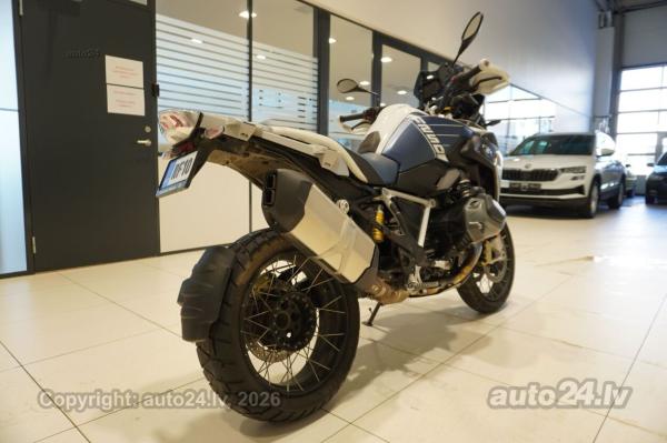 Белый БМВ R 1250GS 2023 в Таллин, объемом двигателя 1.25 л и пробегом 28 тыс. км за 19900 €, фото 3 на AUTOMOTO.COM.LV