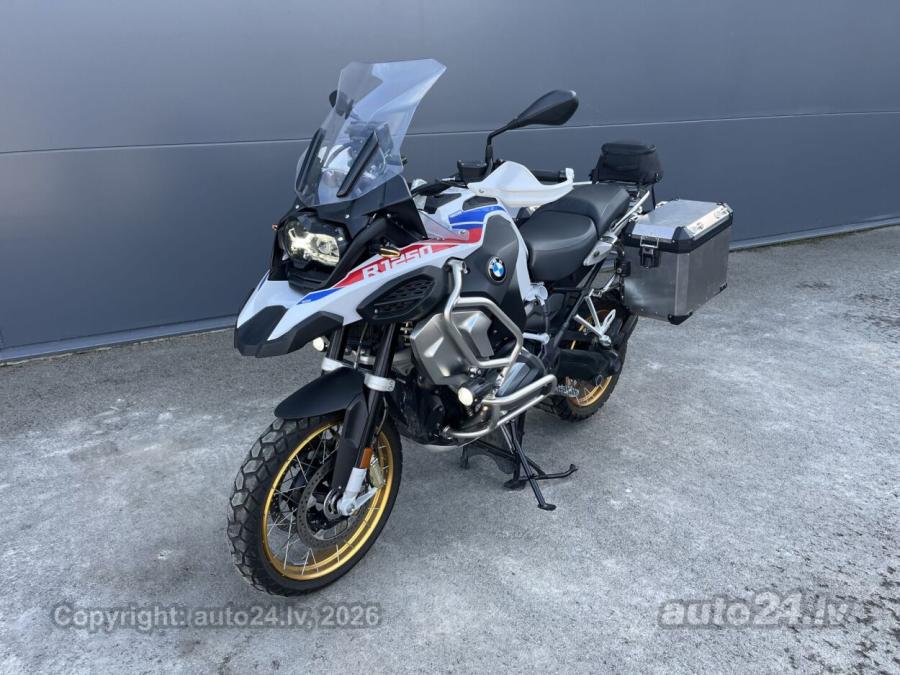 White BMW R 1250GS 2023 in Tallinn, with an engine capacity of 1.25 L and mileage of 8 thousand km for 21500 €, photo 1 on AUTOMOTO.COM.LV