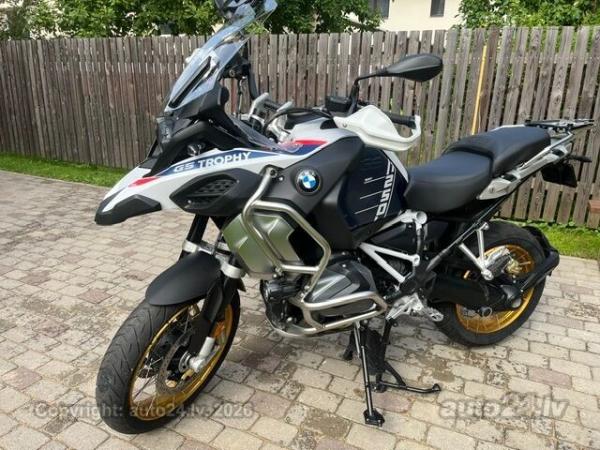 White BMW R 1250GS 2024 in Tallinn, with an engine capacity of 1.25 L and mileage of 14 thousand km for 20400 €, photo 2 on AUTOMOTO.COM.LV