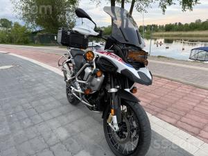 BMW R 1250GSA 2021 Jelgava, ar dzinēja tilpumu 1.25 L un nobraukumu 0 tūkst. km par 17200 €, foto  vietnē AUTOMOTO.COM.LV