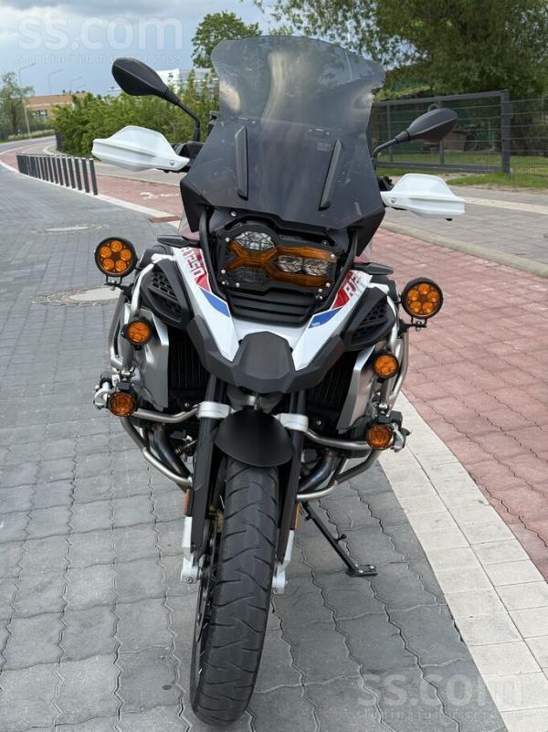 BMW R 1250GSA 2021 in Jelgava, with an engine capacity of 1.25 L and mileage of 0 thousand km for 17200 €, photo 2 on AUTOMOTO.COM.LV