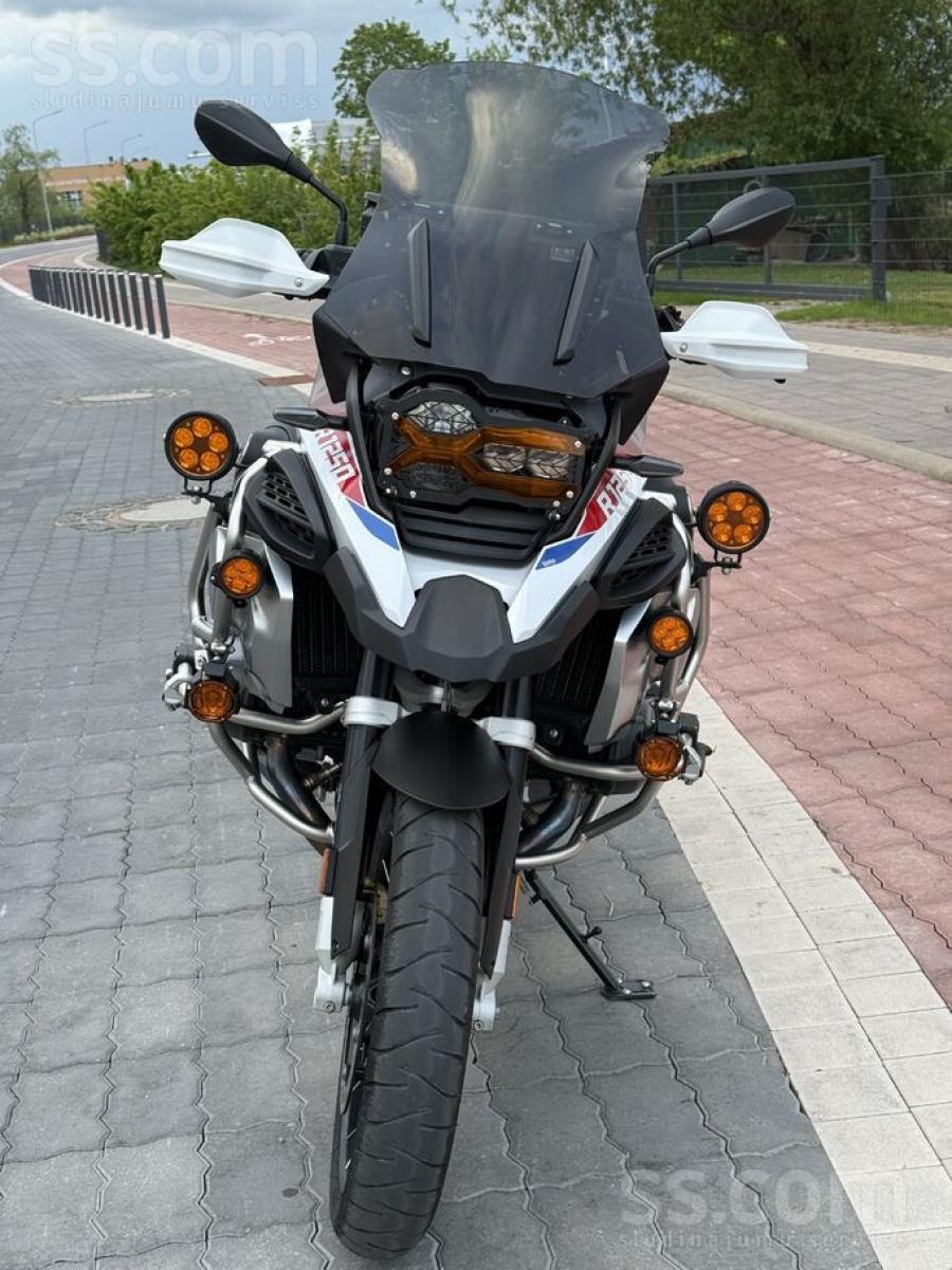 BMW R 1250GSA 2021 Jelgava, ar dzinēja tilpumu 1.25 L un nobraukumu 0 tūkst. km par 17200 €, foto 3 vietnē AUTOMOTO.COM.LV