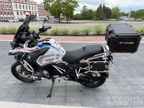 BMW R 1250GSA 2021 in Jelgava, with an engine capacity of 1.25 L and mileage of 0 thousand km for 17200 €, photo 7 on AUTOMOTO.COM.LV