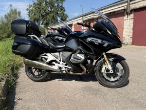 Black BMW R 1250RT 2022 in Vilnius, with an engine capacity of 1.25 L and mileage of 53 thousand km for 14990 €, photo 3 on AUTOMOTO.COM.LV