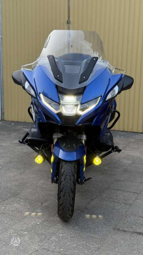 Blue BMW R 1250RT 2021 in Palanga, with an engine capacity of 1.25 L and mileage of 14 thousand km for 19800 €, photo 8 on AUTOMOTO.COM.LV