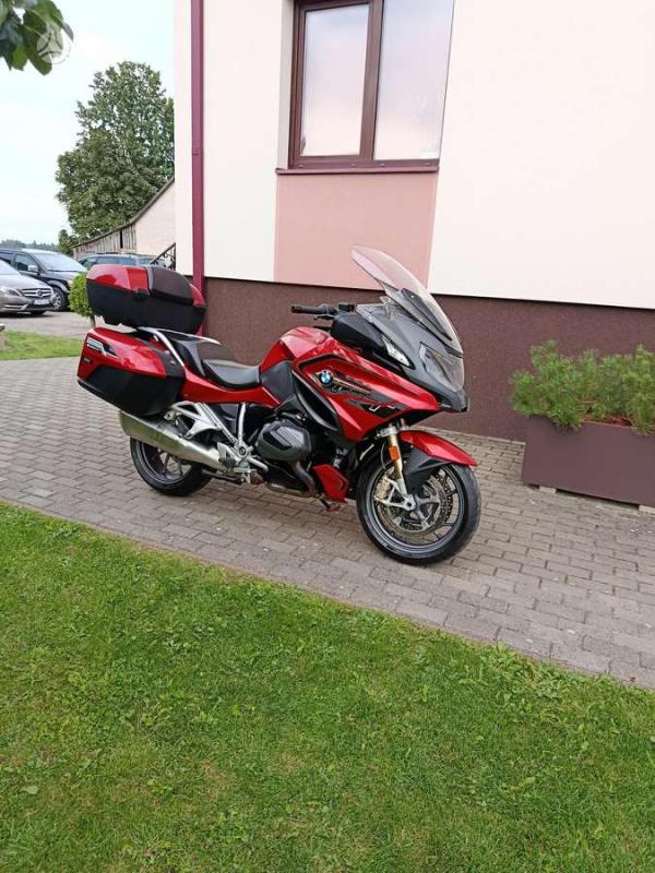 Красный БМВ R 1250RT 2019 в Шяуляй, объемом двигателя 1.25 л и пробегом 70 тыс. км за 9999 €, фото 1 на AUTOMOTO.COM.LV