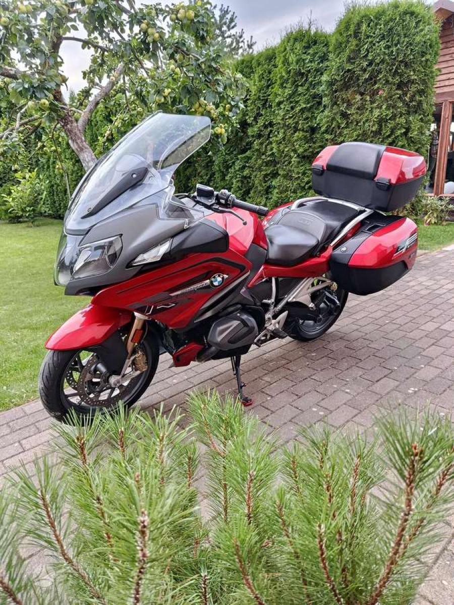 Red BMW R 1250RT 2019 in Siauliai, with an engine capacity of 1.25 L and mileage of 70 thousand km for 9999 €, photo 3 on AUTOMOTO.COM.LV