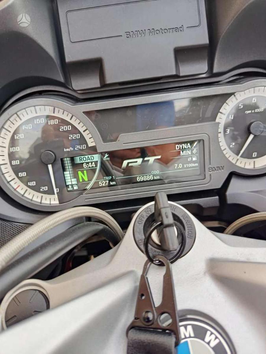 Red BMW R 1250RT 2019 in Siauliai, with an engine capacity of 1.25 L and mileage of 70 thousand km for 9999 €, photo 15 on AUTOMOTO.COM.LV