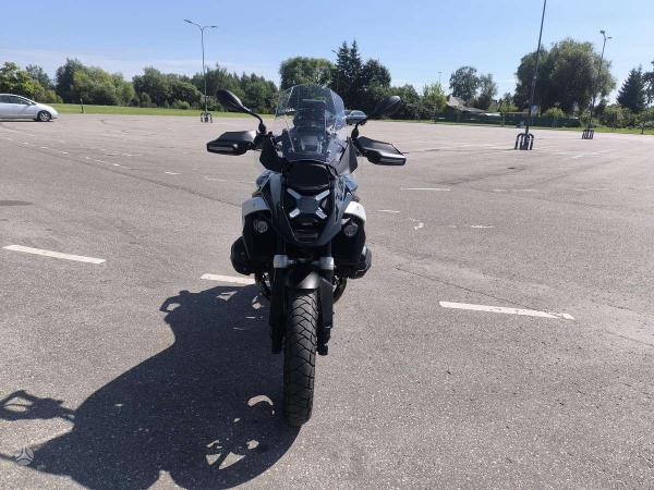 Черный БМВ R 1300GS 2024 в Паневежис, объемом двигателя 1.30 л и пробегом 6 тыс. км за 18171 €, фото 2 на AUTOMOTO.COM.LV