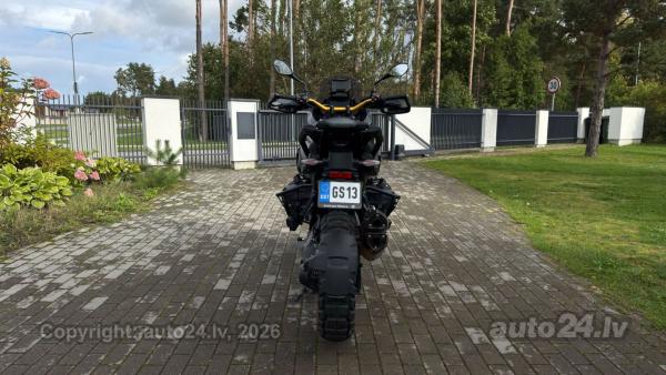 Black BMW R 1300GS 2024 in Tallinn, with an engine capacity of 0.00 L and mileage of 6 thousand km for 24800 €, photo 4 on AUTOMOTO.COM.LV