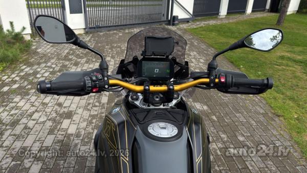 Black BMW R 1300GS 2024 in Tallinn, with an engine capacity of 0.00 L and mileage of 6 thousand km for 24800 €, photo 7 on AUTOMOTO.COM.LV