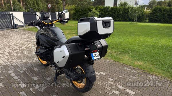 Black BMW R 1300GS 2024 in Tallinn, with an engine capacity of 0.00 L and mileage of 6 thousand km for 24800 €, photo 9 on AUTOMOTO.COM.LV