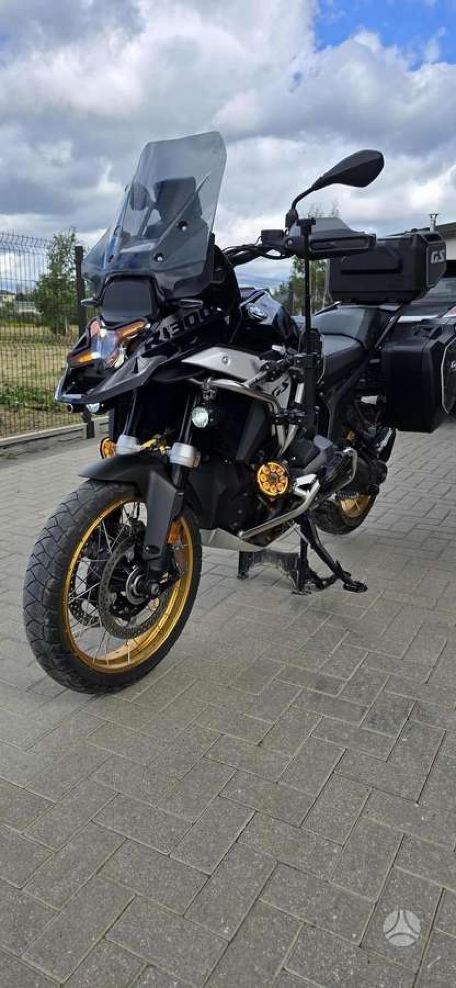 Черный БМВ R 1300GS 2025 в Вильнюс, объемом двигателя 1.30 л и пробегом 12 тыс. км за 23000 €, фото 11 на AUTOMOTO.COM.LV