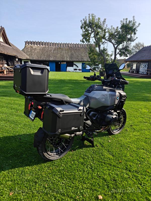 Melns BMW R 1300GS 2025 Tallina, ar dzinēja tilpumu 1.30 L un nobraukumu 13 tūkst. km par 22900 €, foto 5 vietnē AUTOMOTO.COM.LV