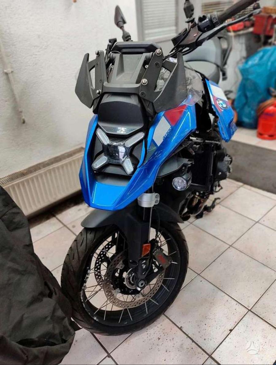 Zils BMW R 1300GS 2024 Tauragė, ar dzinēja tilpumu 1.30 L un nobraukumu 4 tūkst. km par 11700 €, foto 4 vietnē AUTOMOTO.COM.LV