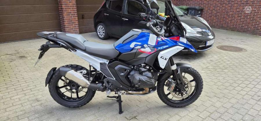 Blue BMW R 1300GS 2024 in Vilnius, with an engine capacity of 1.30 L and mileage of 4 thousand km for 16500 €, photo 3 on AUTOMOTO.COM.LV