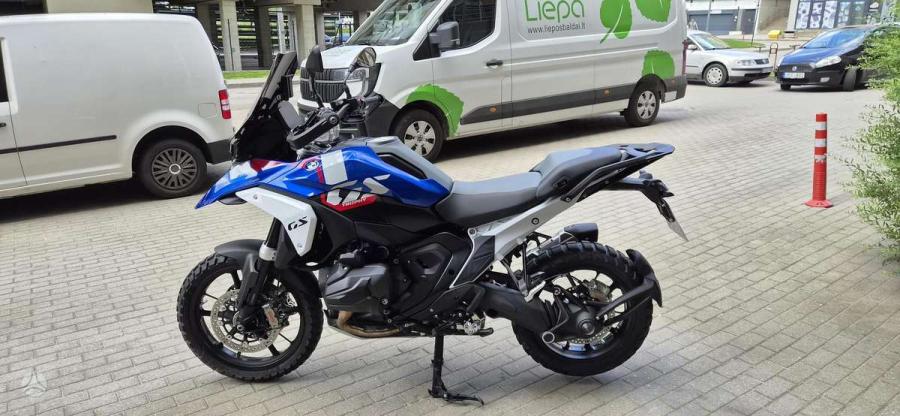 Blue BMW R 1300GS 2024 in Vilnius, with an engine capacity of 1.30 L and mileage of 4 thousand km for 16500 €, photo 5 on AUTOMOTO.COM.LV