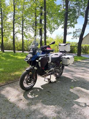 Zils BMW R 1300GS 2025 Tallina, ar dzinēja tilpumu 1.30 L un nobraukumu 2 tūkst. km par 28900 €, foto 1 vietnē AUTOMOTO.COM.LV