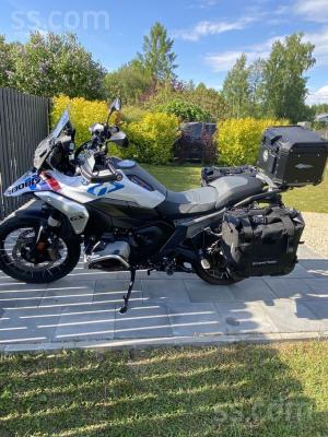BMW R 1300GS 2023 Rīga, ar dzinēja tilpumu 1.30 L un nobraukumu 0 tūkst. km par 21700 €, foto 3 vietnē AUTOMOTO.COM.LV