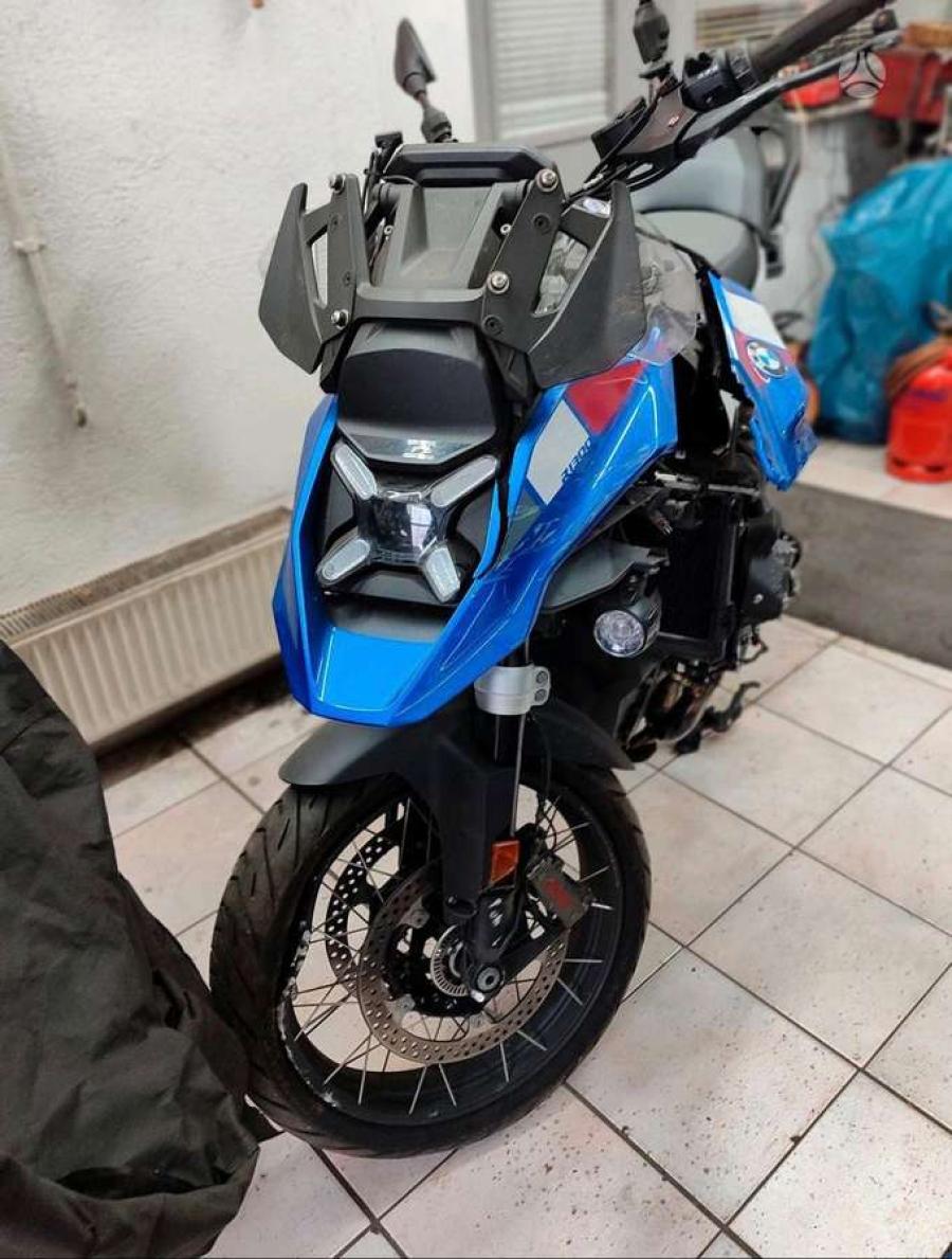 BMW R 1300GS 2024 Tauragė, ar dzinēja tilpumu 1.30 L un nobraukumu 3 tūkst. km par 12800 €, foto 5 vietnē AUTOMOTO.COM.LV