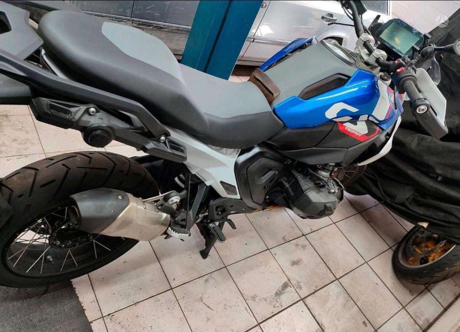 BMW R 1300GS 2024 Tauragė, ar dzinēja tilpumu 1.30 L un nobraukumu 3 tūkst. km par 12800 €, foto 12 vietnē AUTOMOTO.COM.LV