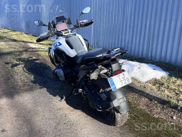 BMW R 1300GS 2024 in Riga, with an engine capacity of 1.30 L and mileage of 0 thousand km for 19500 €, photo 5 on AUTOMOTO.COM.LV