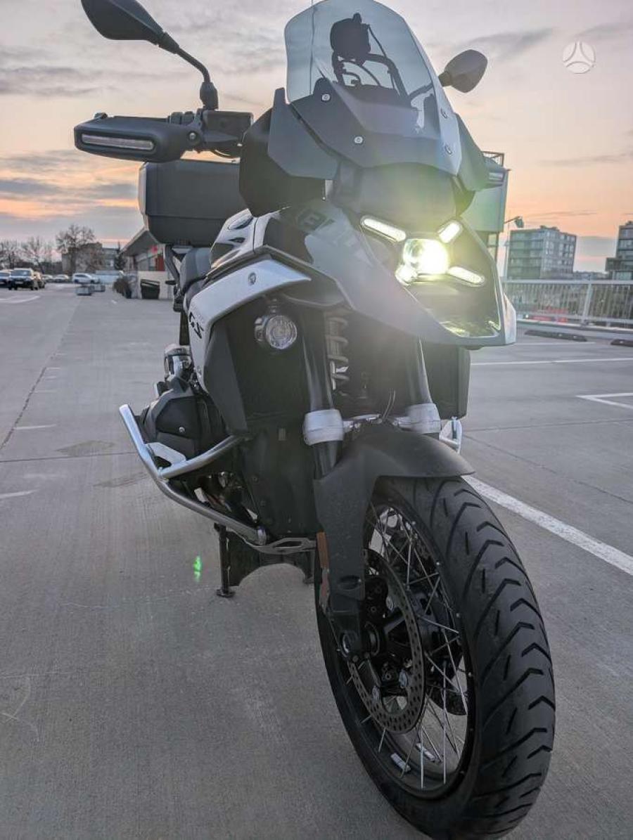 BMW R 1300GS 2025 in Vilnius, with an engine capacity of 1.30 L and mileage of 5 thousand km for 22250 €, photo 12 on AUTOMOTO.COM.LV