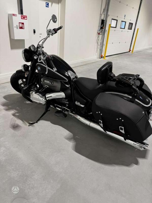 Black BMW R 18 2020 in Vilnius, with an engine capacity of 1.80 L and mileage of 20 thousand km for 12500 €, photo 1 on AUTOMOTO.COM.LV