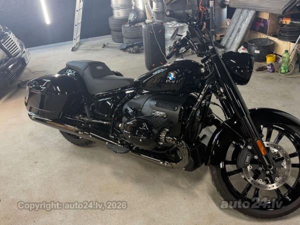 Melns BMW R 18 2024 Tallina, ar dzinēja tilpumu 1.80 L un nobraukumu 3 tūkst. km par 16500 €, foto 1 vietnē AUTOMOTO.COM.LV