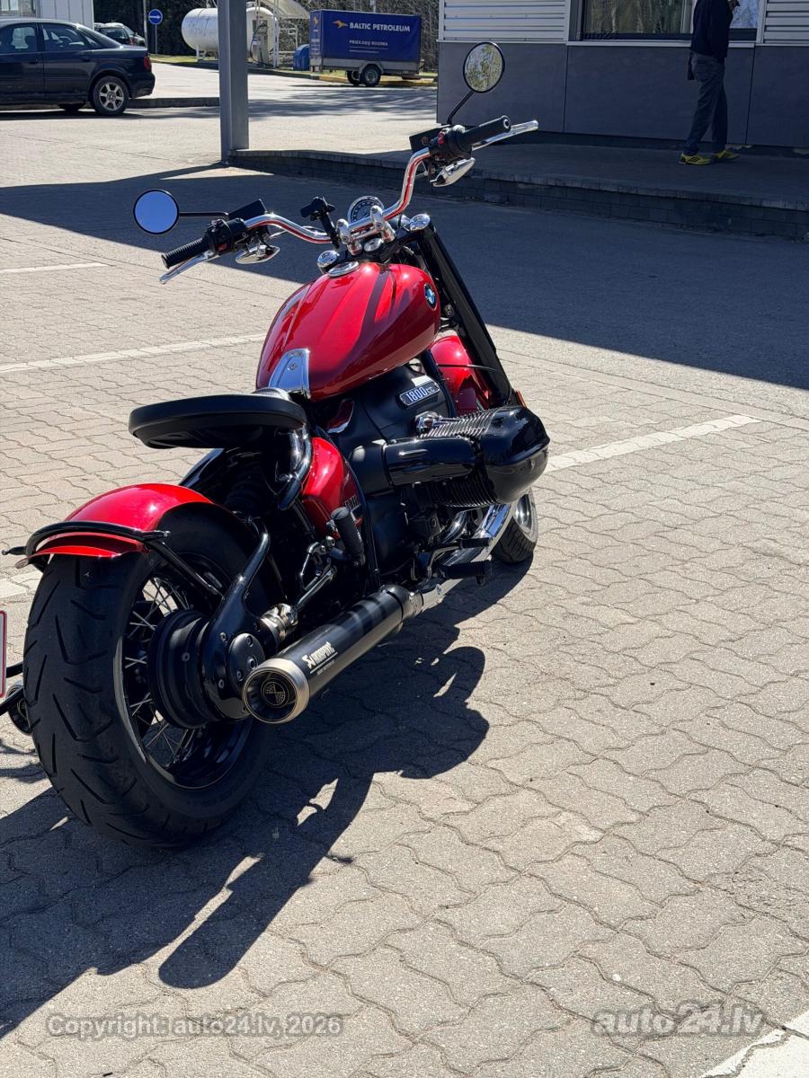 Red BMW R 18 2023 in Vilnius, with an engine capacity of 0.00 L and mileage of 4 thousand km for 10999 €, photo 5 on AUTOMOTO.COM.LV
