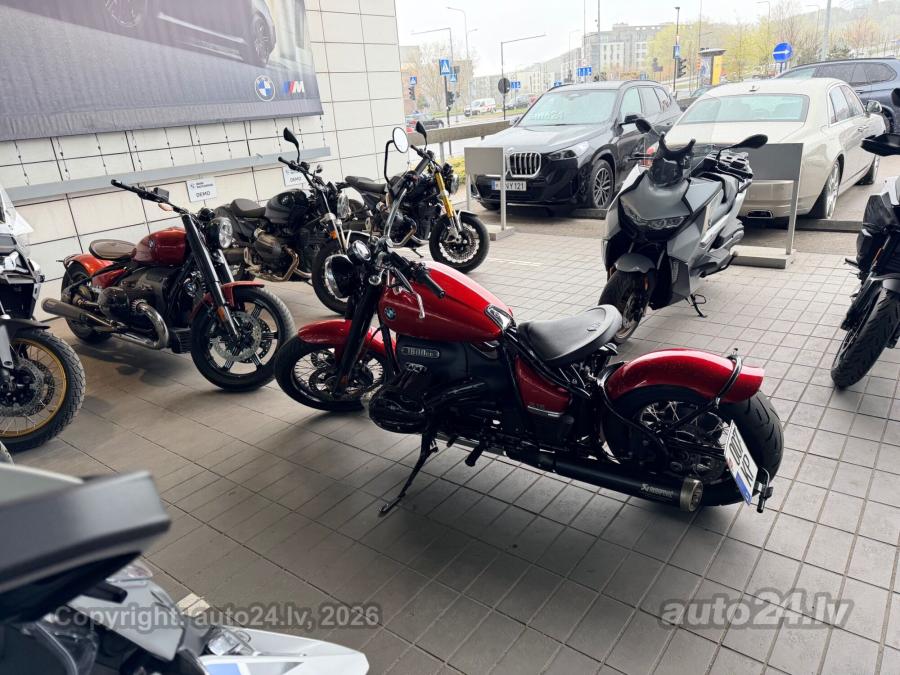 Red BMW R 18 2023 in Vilnius, with an engine capacity of 0.00 L and mileage of 4 thousand km for 10999 €, photo 6 on AUTOMOTO.COM.LV