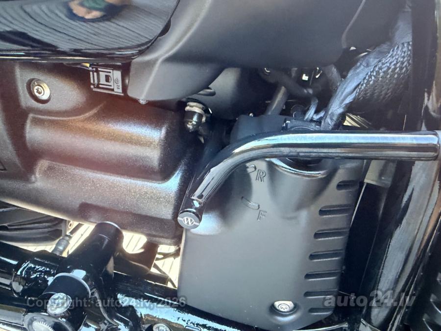 Red BMW R 18 2023 in Vilnius, with an engine capacity of 0.00 L and mileage of 4 thousand km for 10999 €, photo 15 on AUTOMOTO.COM.LV
