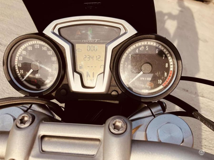 Черный БМВ R nineT 2014 в Каунас, объемом двигателя 1.20 л и пробегом 23 тыс. км за 7500 €, фото 8 на AUTOMOTO.COM.LV