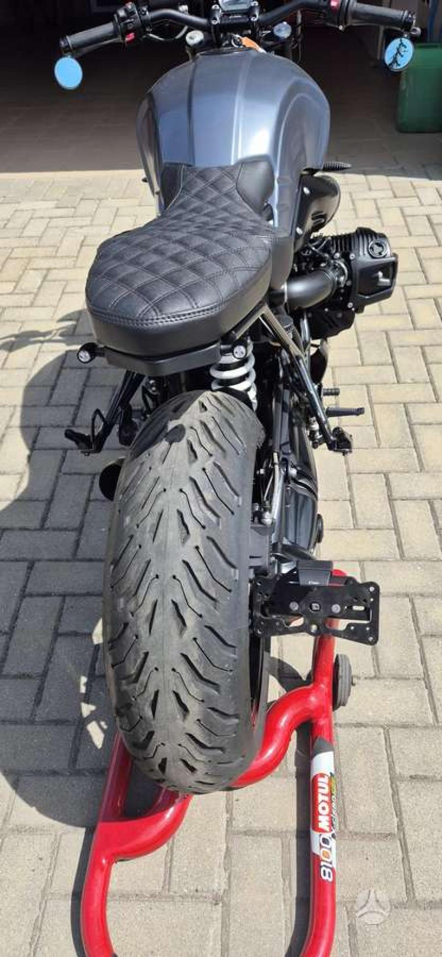 Серый БМВ R nineT 2019 в Паневежис, объемом двигателя 1.20 л и пробегом 6 тыс. км за 8500 €, фото 3 на AUTOMOTO.COM.LV