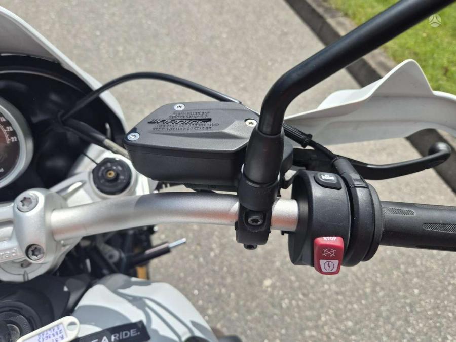 White BMW R nineT 2019 in Vilnius, with an engine capacity of 1.17 L and mileage of 7 thousand km for 9900 €, photo 10 on AUTOMOTO.COM.LV