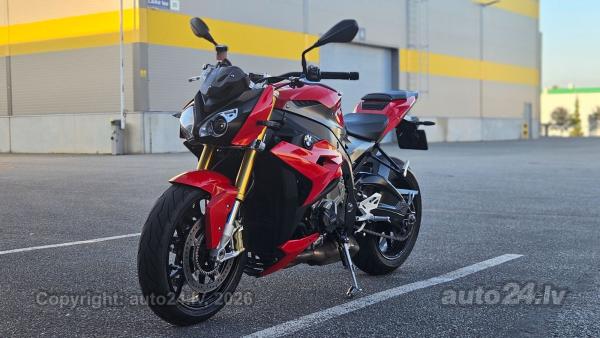 Black BMW S 1000R 2014 in Tallinn, with an engine capacity of 1.00 L and mileage of 26 thousand km for 6300 €, photo 2 on AUTOMOTO.COM.LV