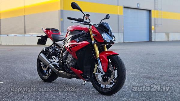 Black BMW S 1000R 2014 in Tallinn, with an engine capacity of 1.00 L and mileage of 26 thousand km for 6300 €, photo 4 on AUTOMOTO.COM.LV