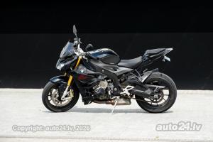 Black BMW S 1000R 2019 in Tallinn, with an engine capacity of 1.00 L and mileage of 22 thousand km for 10500 €, photo 4 on AUTOMOTO.COM.LV
