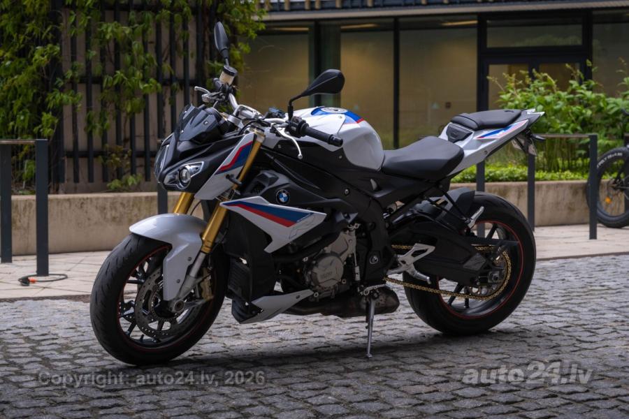 Melns BMW S 1000R 2020 Tallina, ar dzinēja tilpumu 1.00 L un nobraukumu 20 tūkst. km par 9900 €, foto 7 vietnē AUTOMOTO.COM.LV