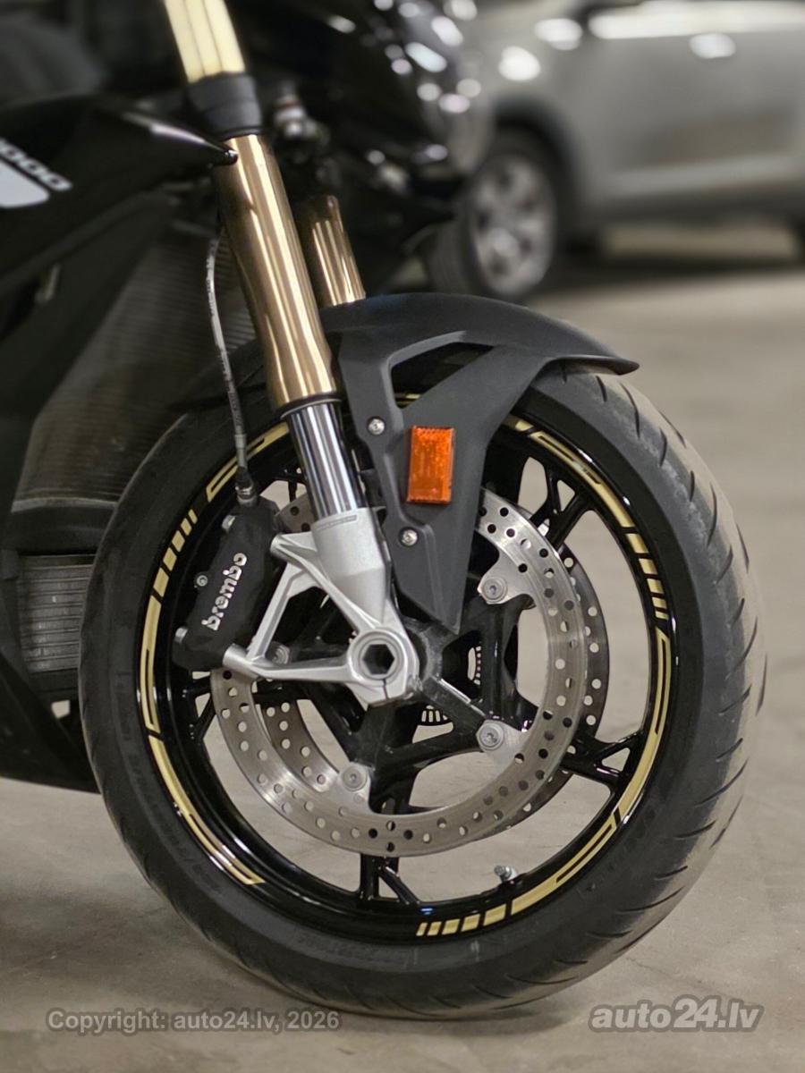 Черный БМВ S 1000R 2024 в Таллин, объемом двигателя 1.00 л и пробегом 9 тыс. км за 14750 €, фото 7 на AUTOMOTO.COM.LV