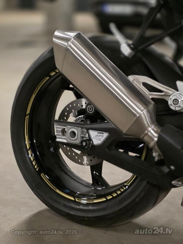 Черный БМВ S 1000R 2024 в Таллин, объемом двигателя 1.00 л и пробегом 9 тыс. км за 14750 €, фото 7 на AUTOMOTO.COM.LV